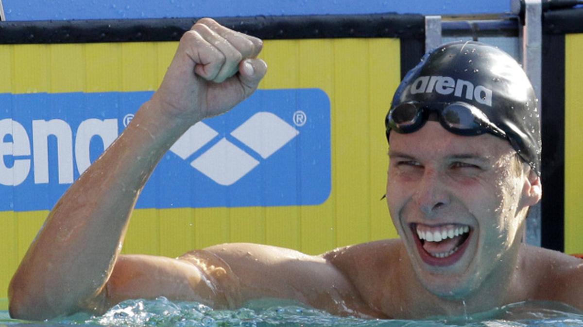 Olympic swimmers honor Alexander Dale Oen's memory - The Hindu