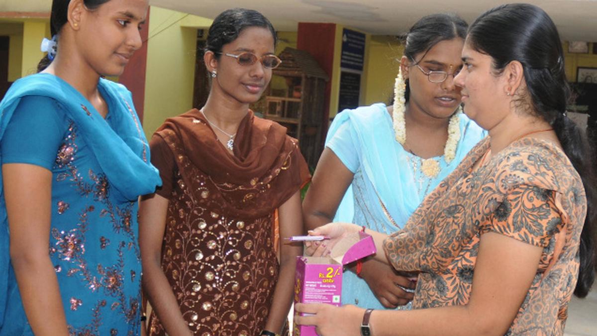 Girls outshine boys in class XII state board exams - The Hindu