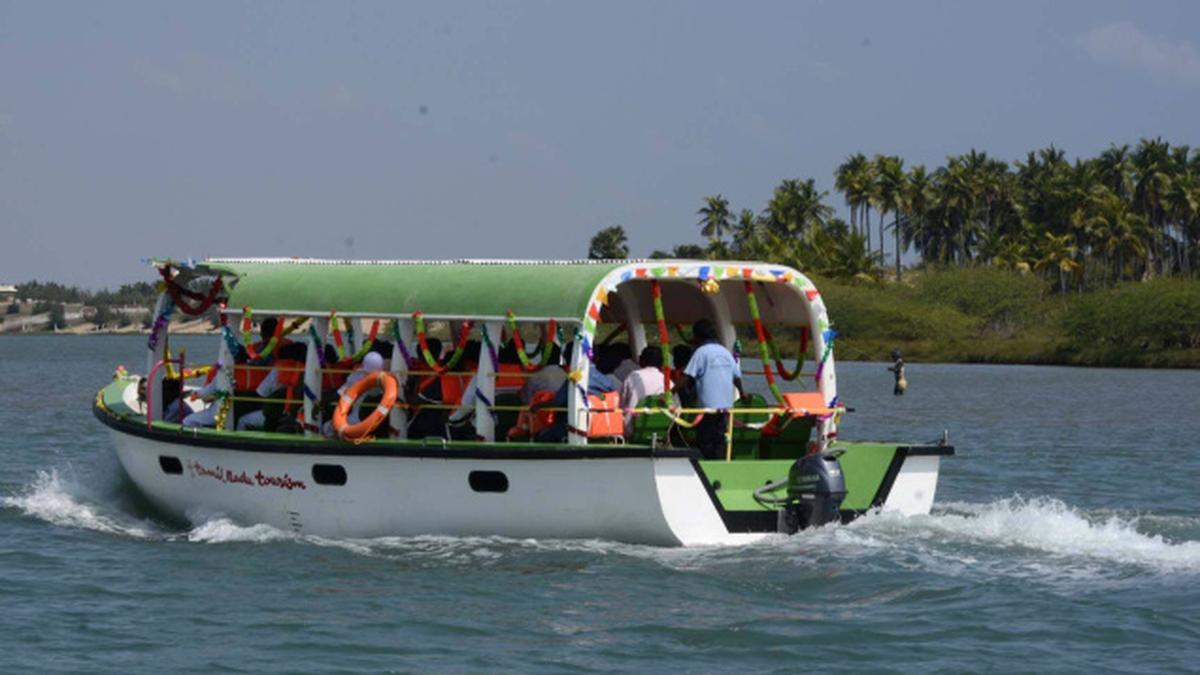 TTDC plan to shift boat to Pykara hits a roadblock - The Hindu