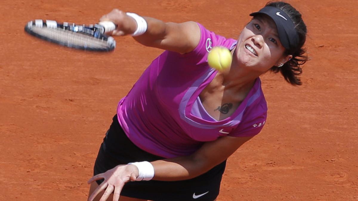 Defending French open champion Li Na reaches fourth round - The Hindu