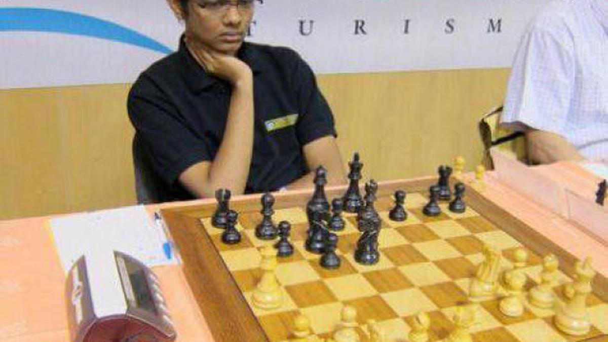 Srinath continues to make waves - The Hindu