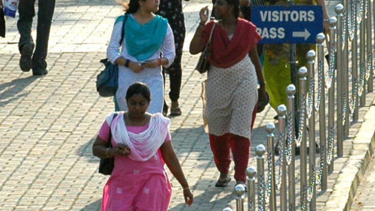 City cold to single women living alone - The Hindu
