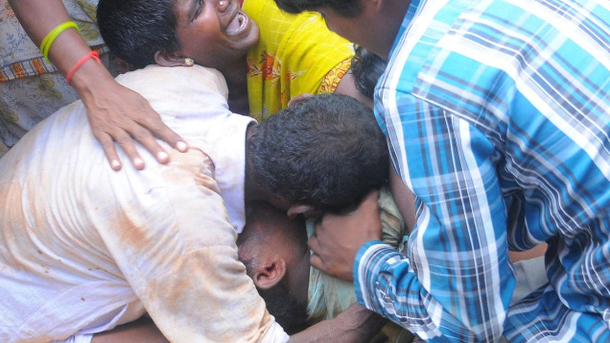 Heart-rending scenes at mortuary - The Hindu