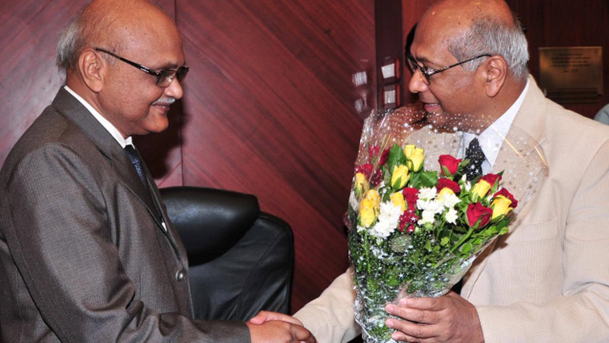 R.K. Sinha takes over as AEC Chairman - The Hindu