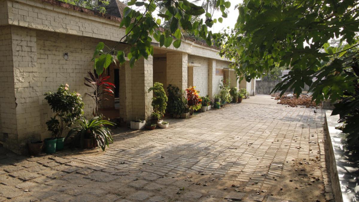 Renovation of Ravipuram crematorium to begin today - The Hindu