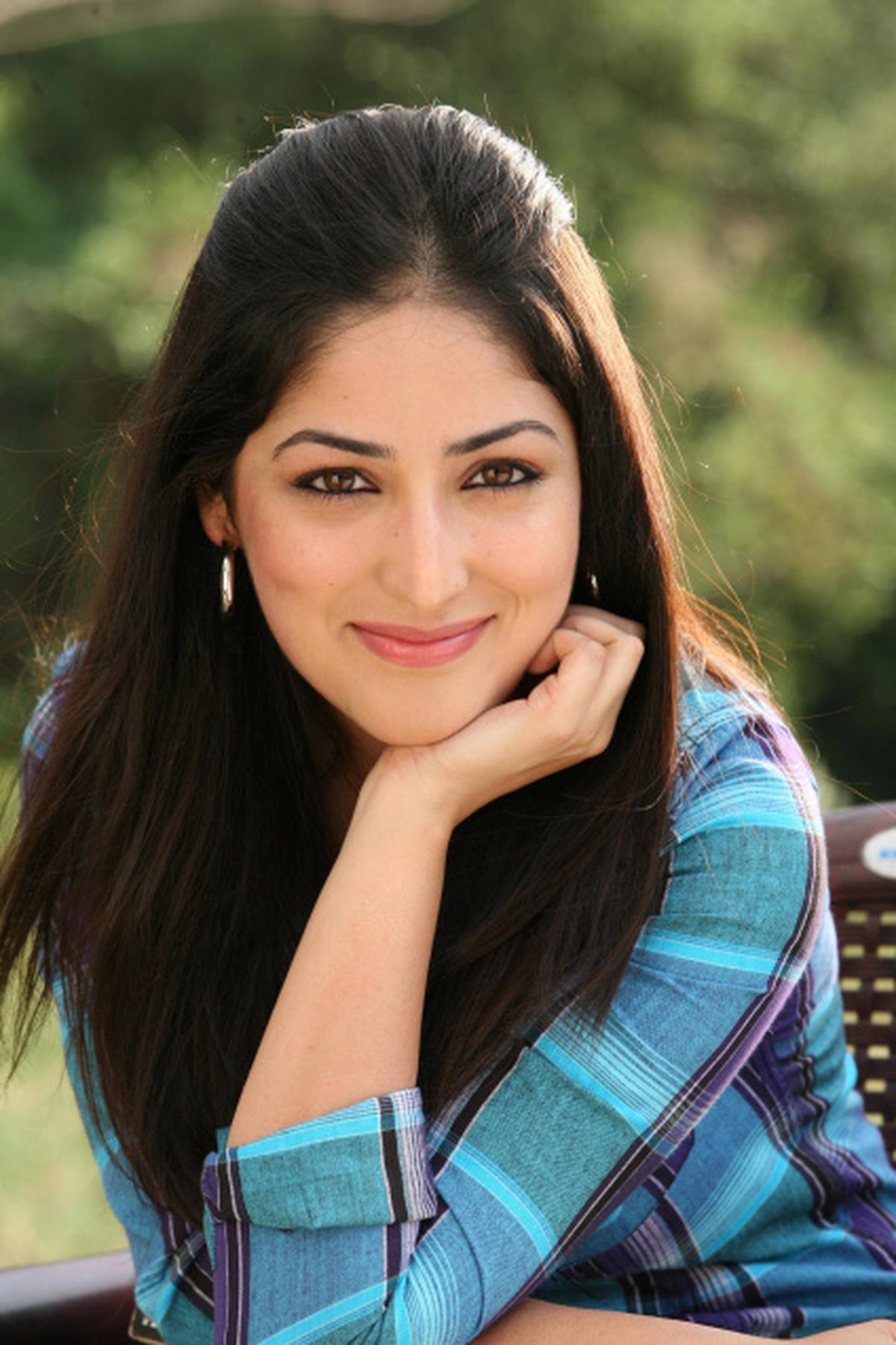Yami Gautam Nuvvila