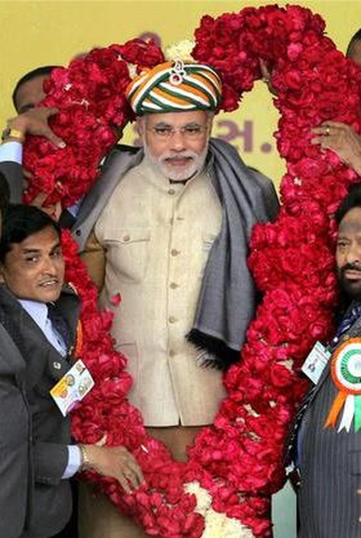 Citing lack of intent, SIT lets Modi off riots hook - The Hindu