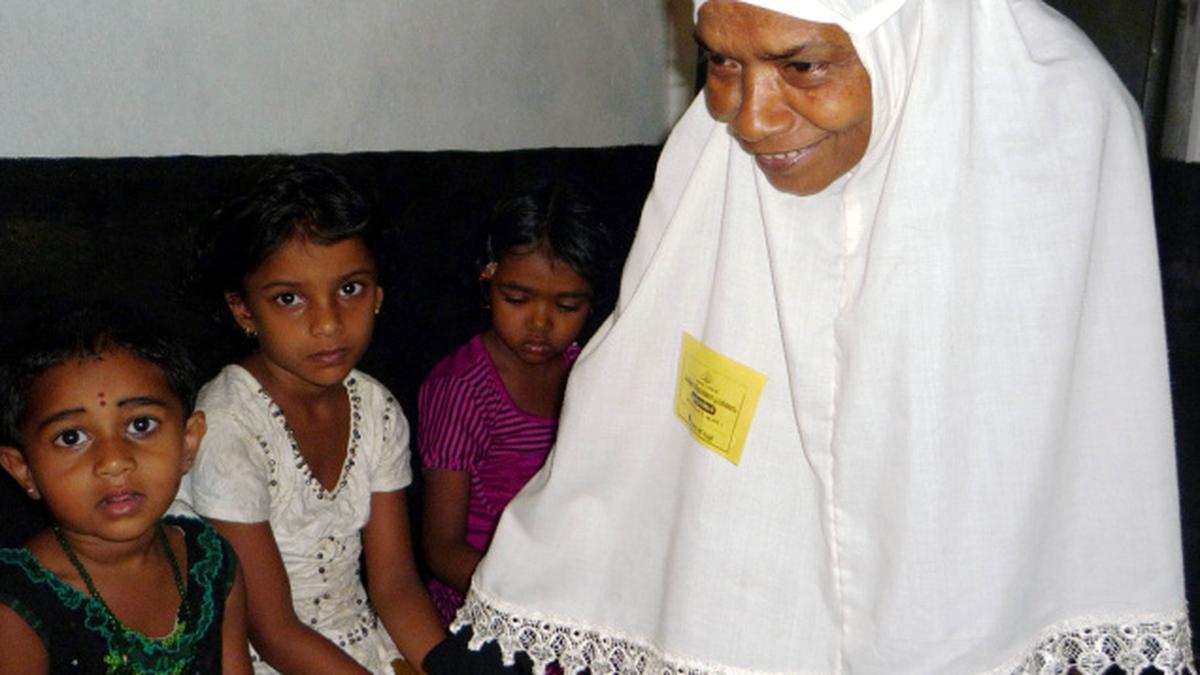 Woman leads pulse polio drive in Malappuram - The Hindu