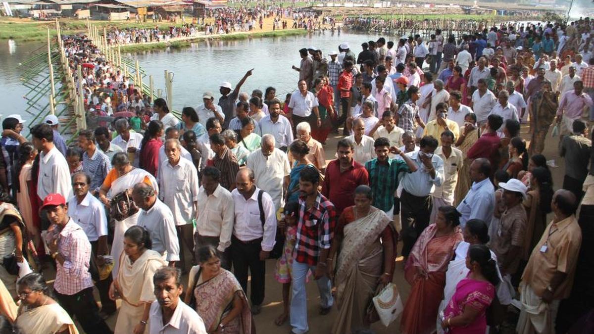 Maramon meet end with a call to live in God - The Hindu