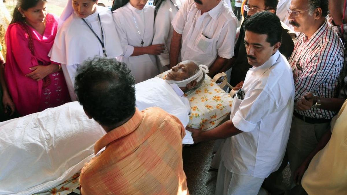 Writer-intellectual Sukumar Azhikode dead - The Hindu