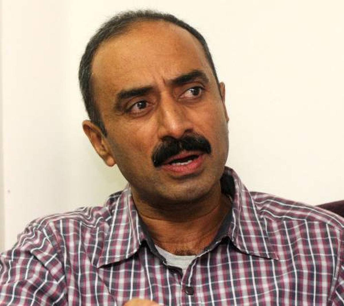 “Substantial evidence” to prosecute Modi: Sanjiv Bhatt to SIT - The Hindu