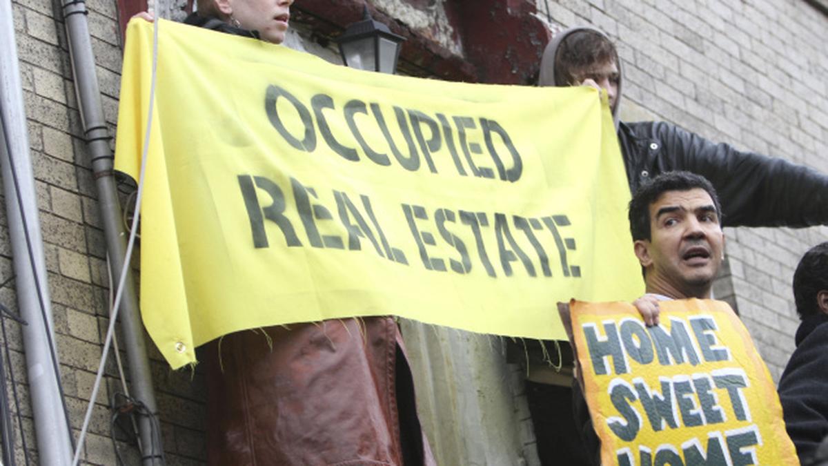 Occupy movement targets foreclosed homes - The Hindu