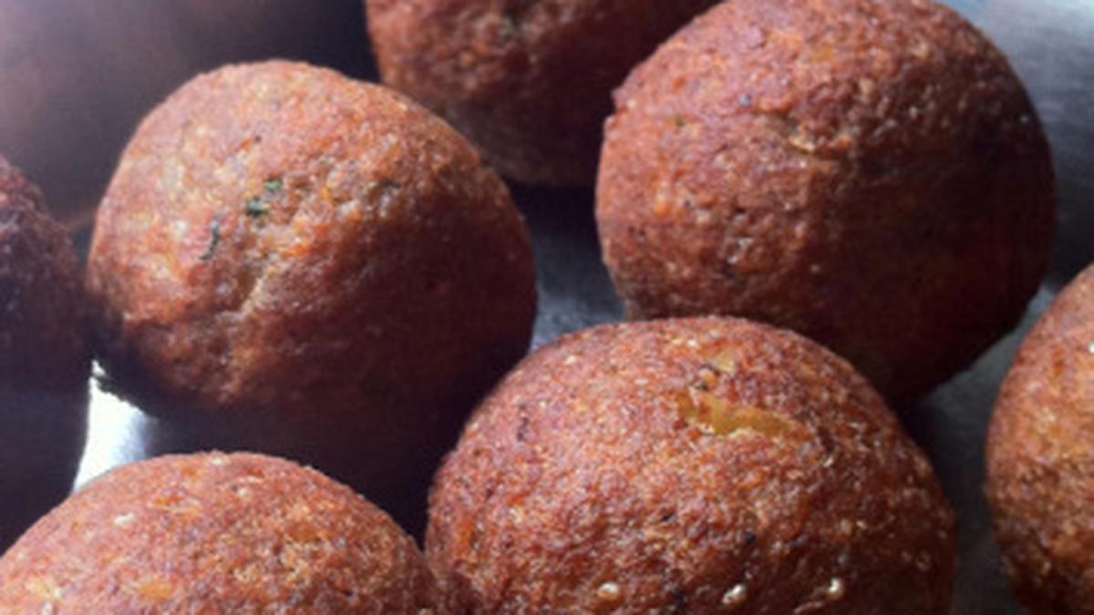 My Grandma's Recipe - How to make…Kari kola varuval - The Hindu