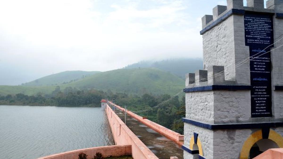 Mullaperiyar dam is safe, Tamil Nadu tells Empowered Committee - The Hindu