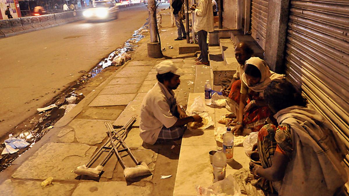 Homeless struggle to survive in winter - The Hindu