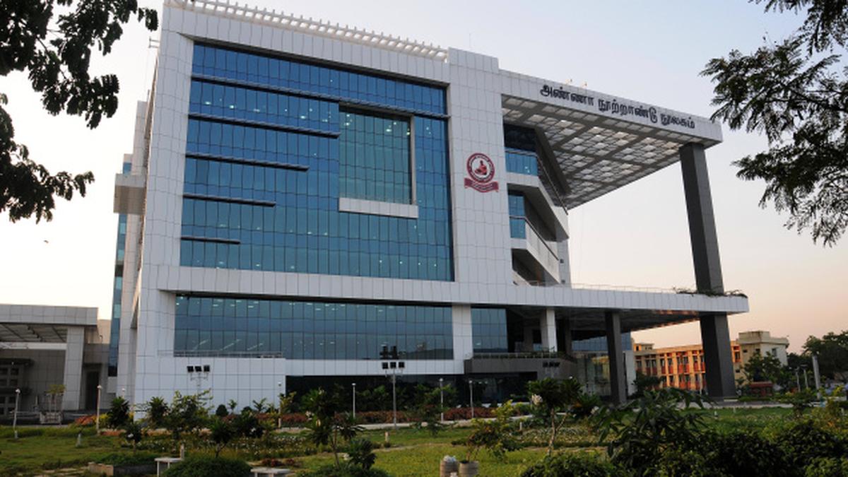 Anna Centenary Library drawing huge numbers - The Hindu