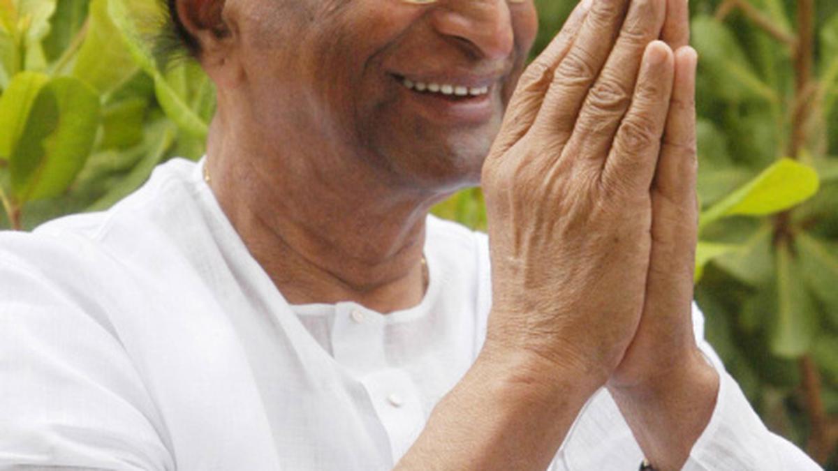 Mullapudi Harischandra Prasad dead - The Hindu