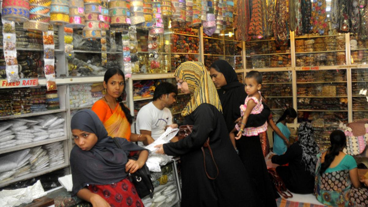 City's tradition reflects in Laad Bazaar - The Hindu