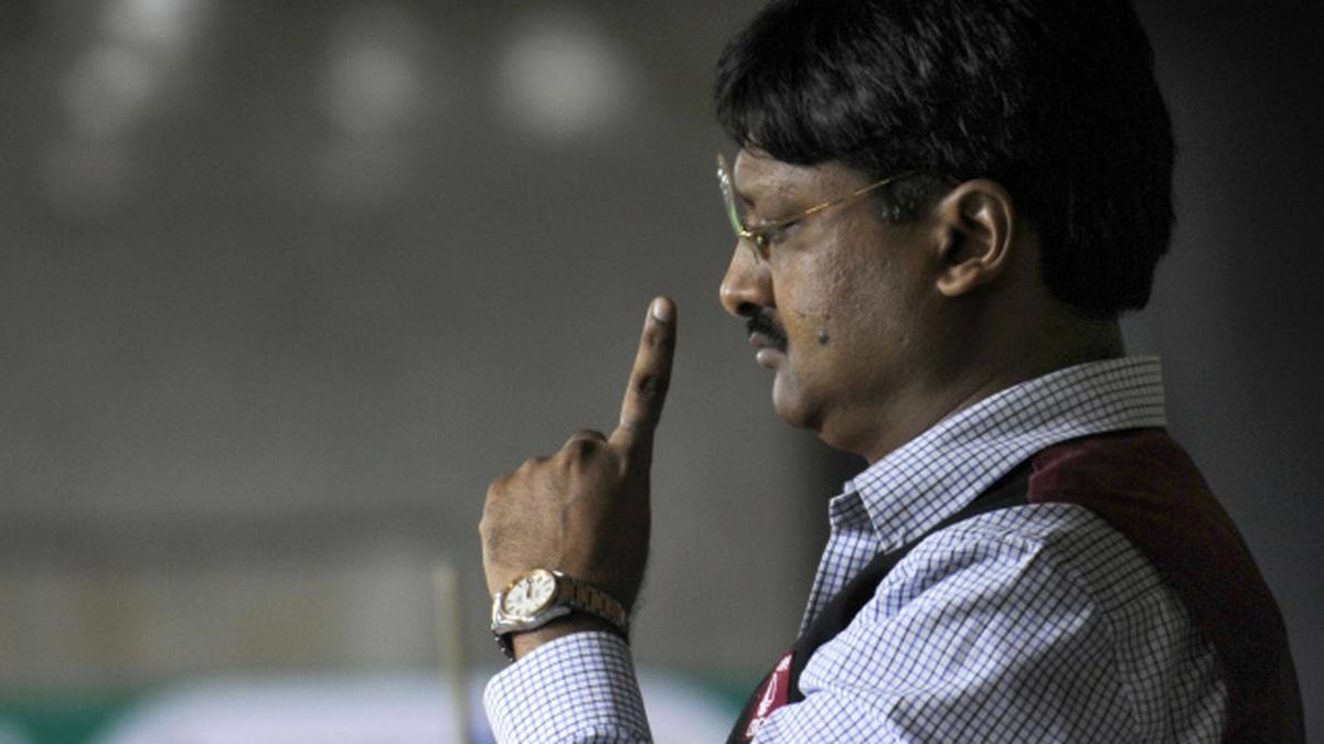 Alok Kumar shuts out Advani - The Hindu