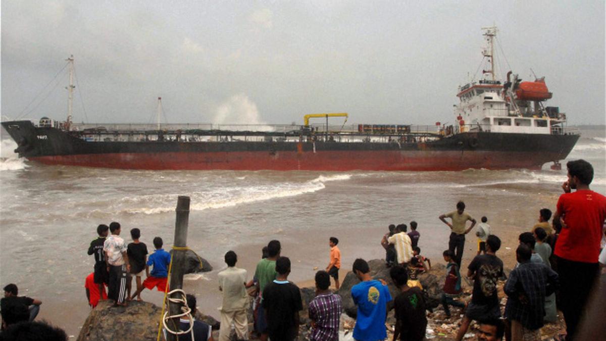 Pavit leaves Juhu beach after a fortnight - The Hindu