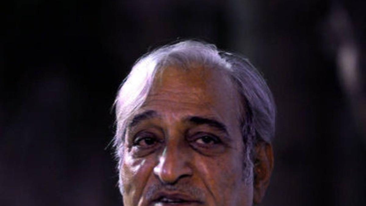 mohan agashe