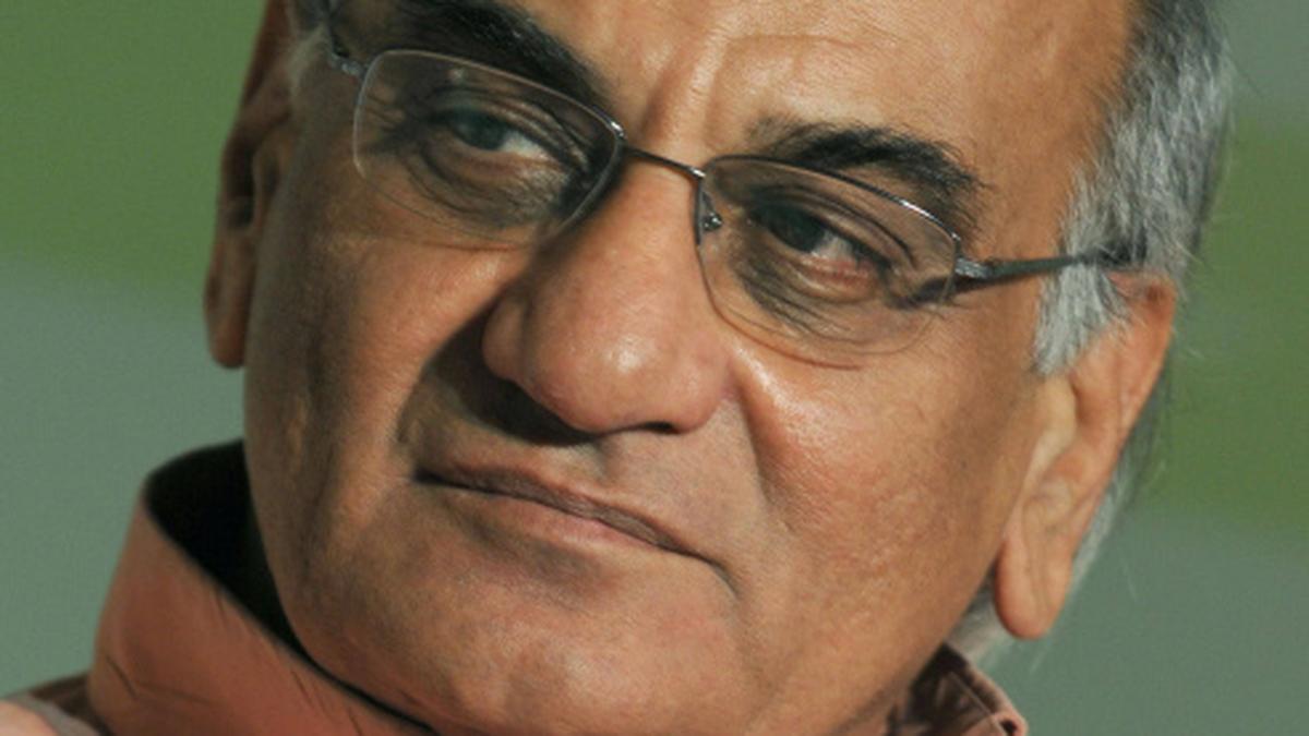 Mani Kaul (1944-2011) — A different filmmaker, a different man - The Hindu