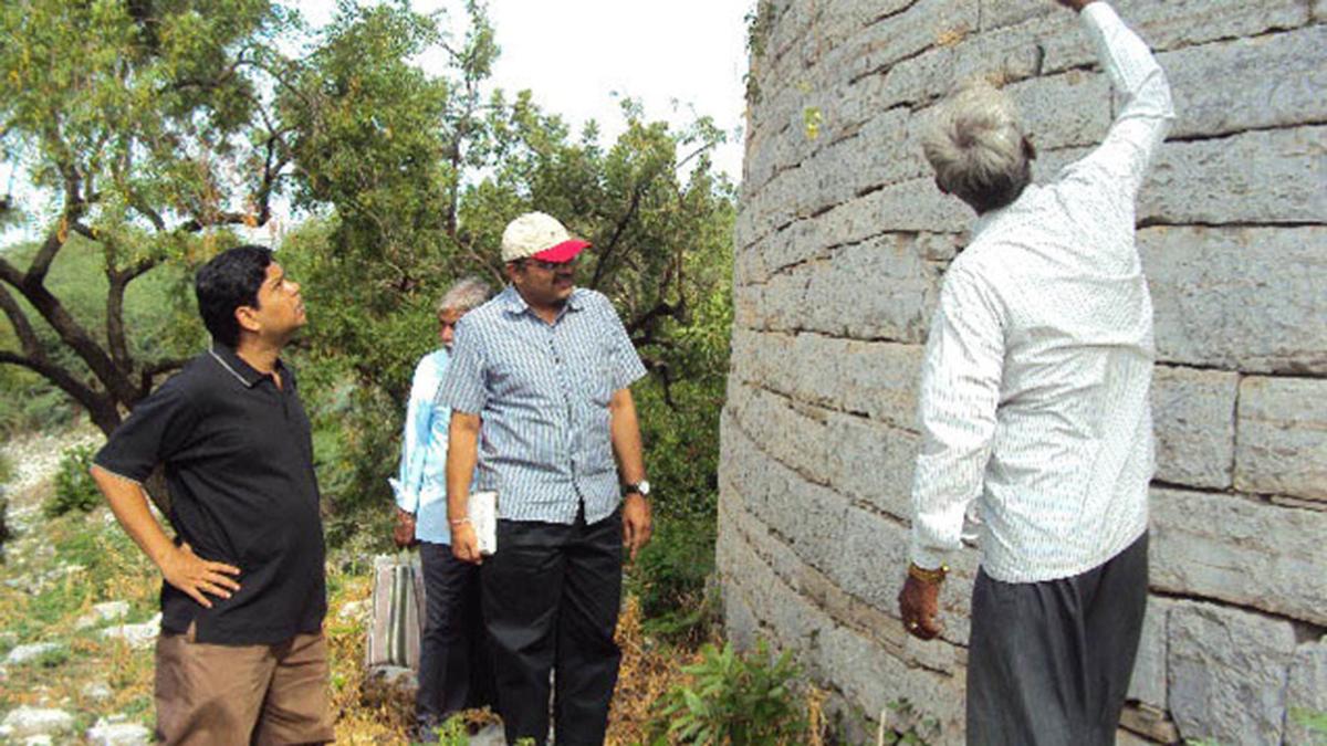 Malkhed fort to get a facelift - The Hindu