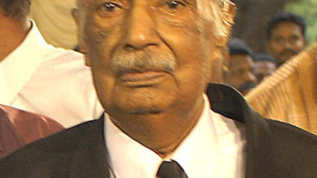 Eminent dermatologist Thambiah dead - The Hindu