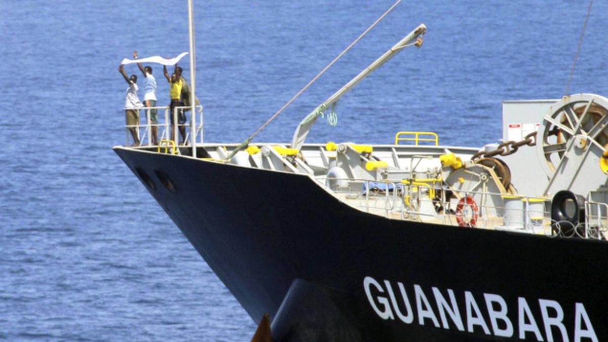 US Navy develops technology to pinpoint pirate attack - The Hindu