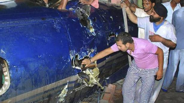 Air ambulance crash in Faridabad; 10 killed - The Hindu