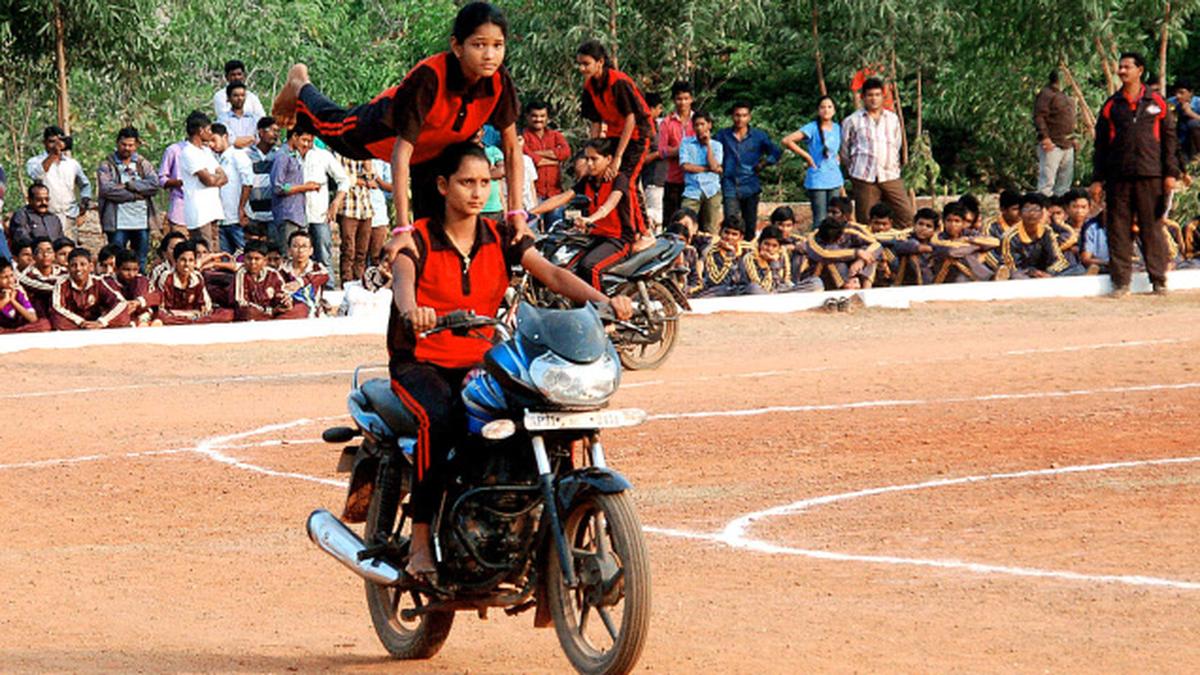 Vijnana Vihara celebrates annual day - The Hindu