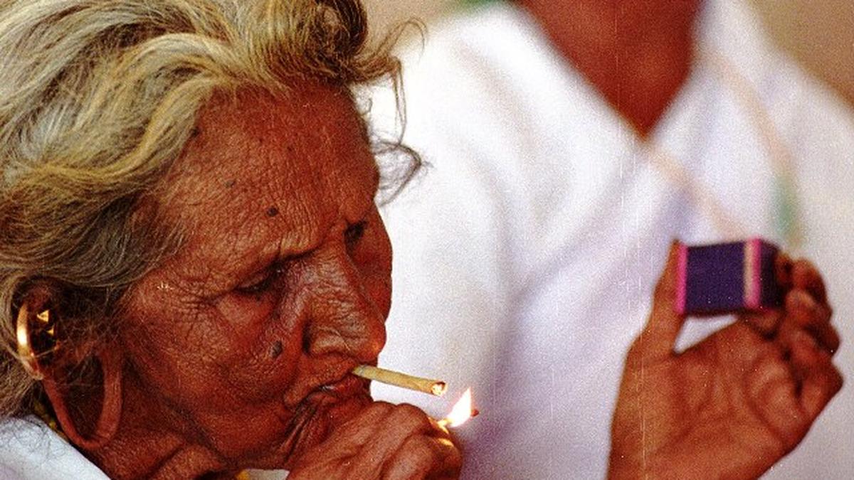Risk of gastric cancer higher among beedi smokers in Kerala, finds ...