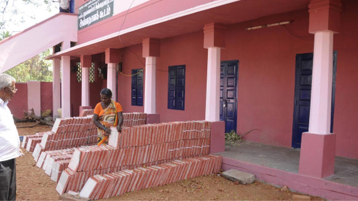 Vayalur Murugan temple to be renovated - The Hindu