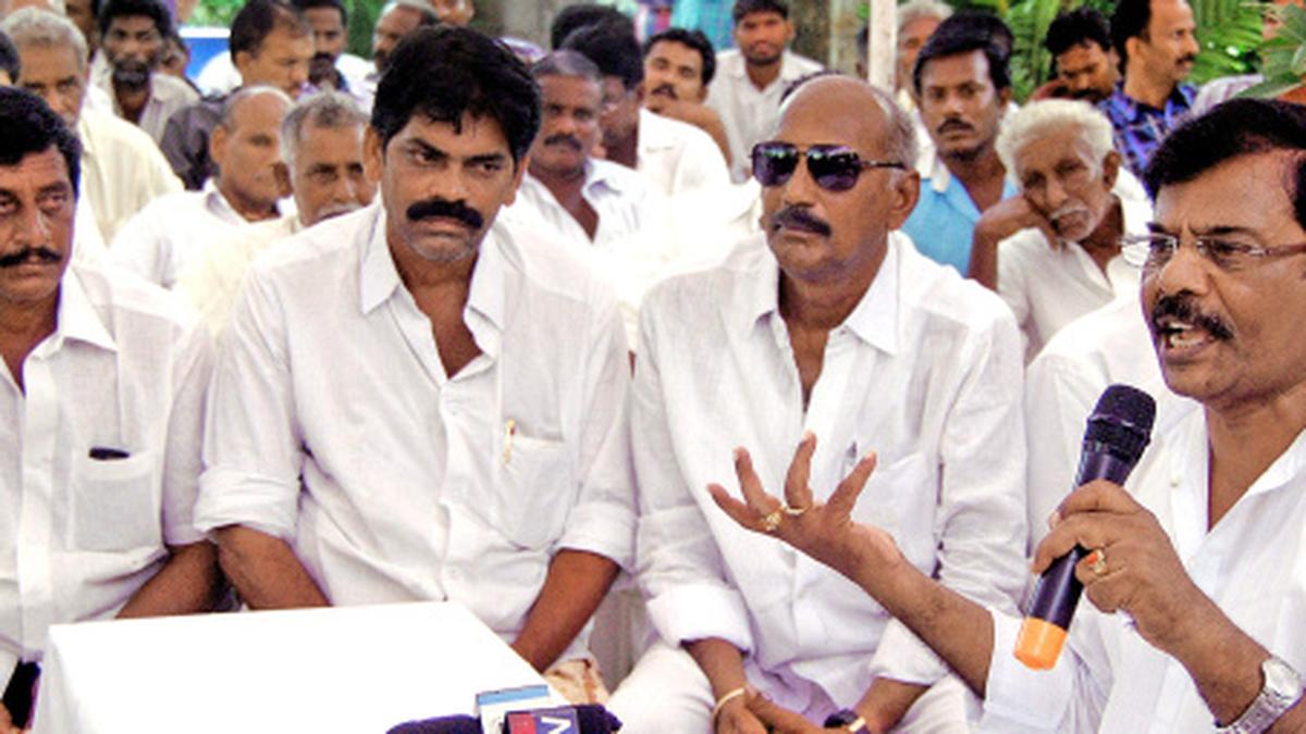 Split in Anam family - The Hindu