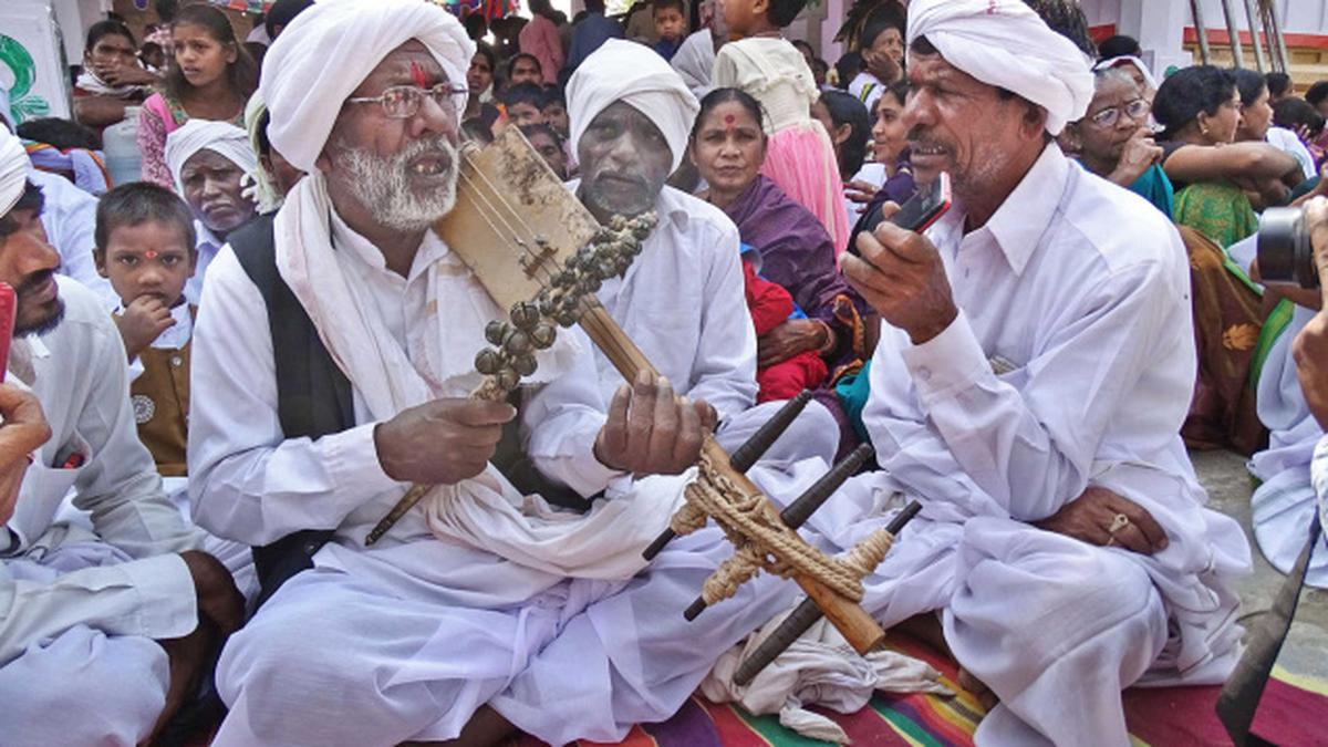 Gond culture faces threat - The Hindu