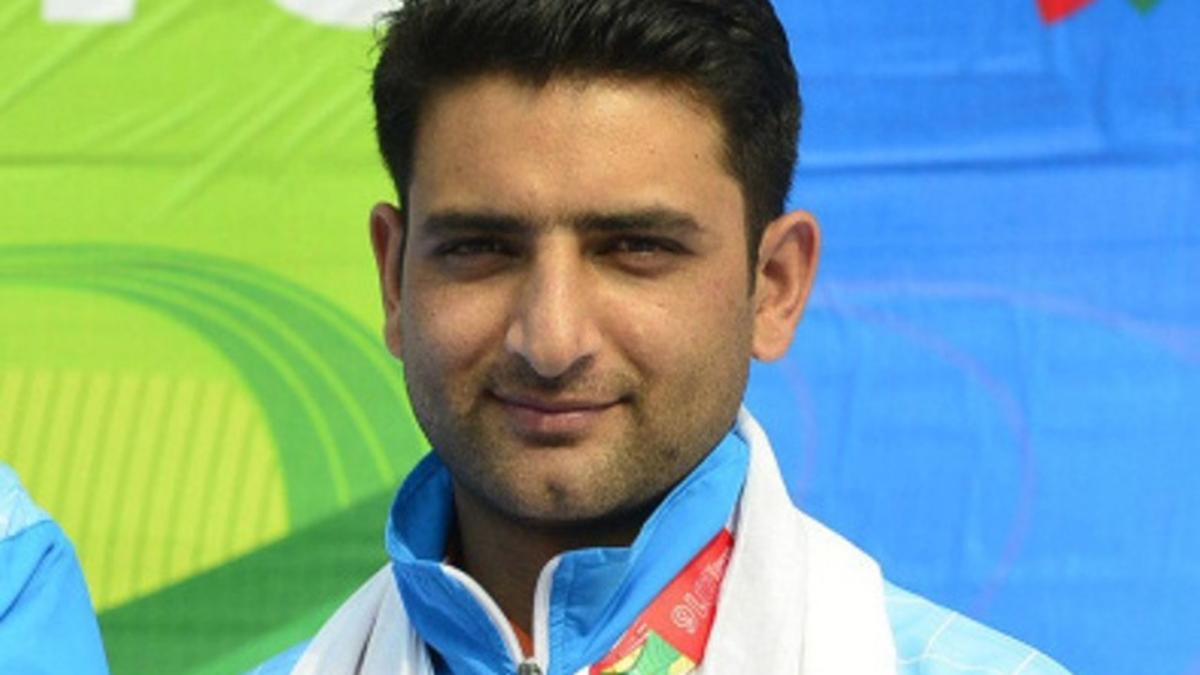 Chain Singh pips Gagan Narang in rifle prone - The Hindu