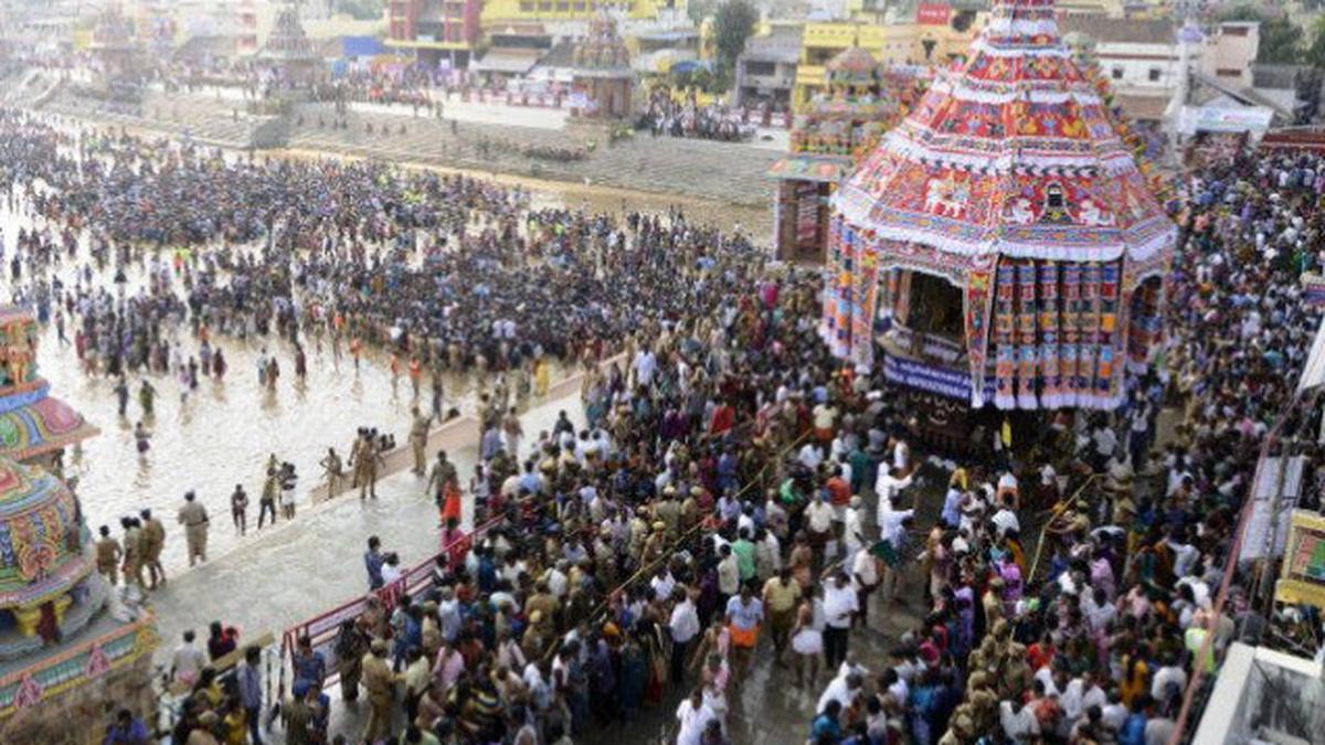 A collection of pictures on Mahamaham 2016 - The Hindu