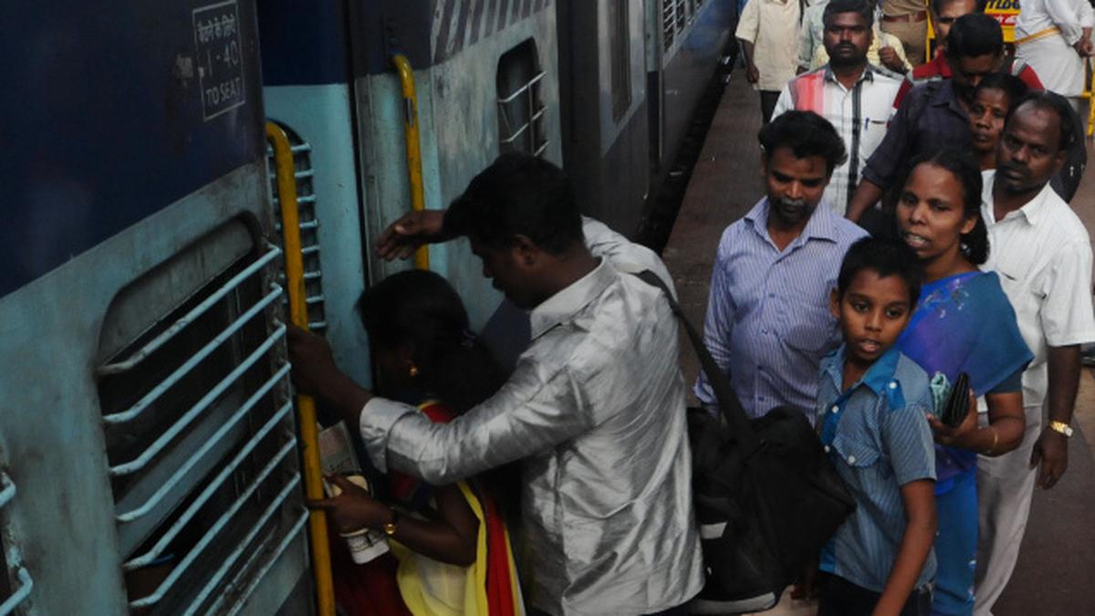 Railways imposes new restrictions on unreserved tickets - The Hindu