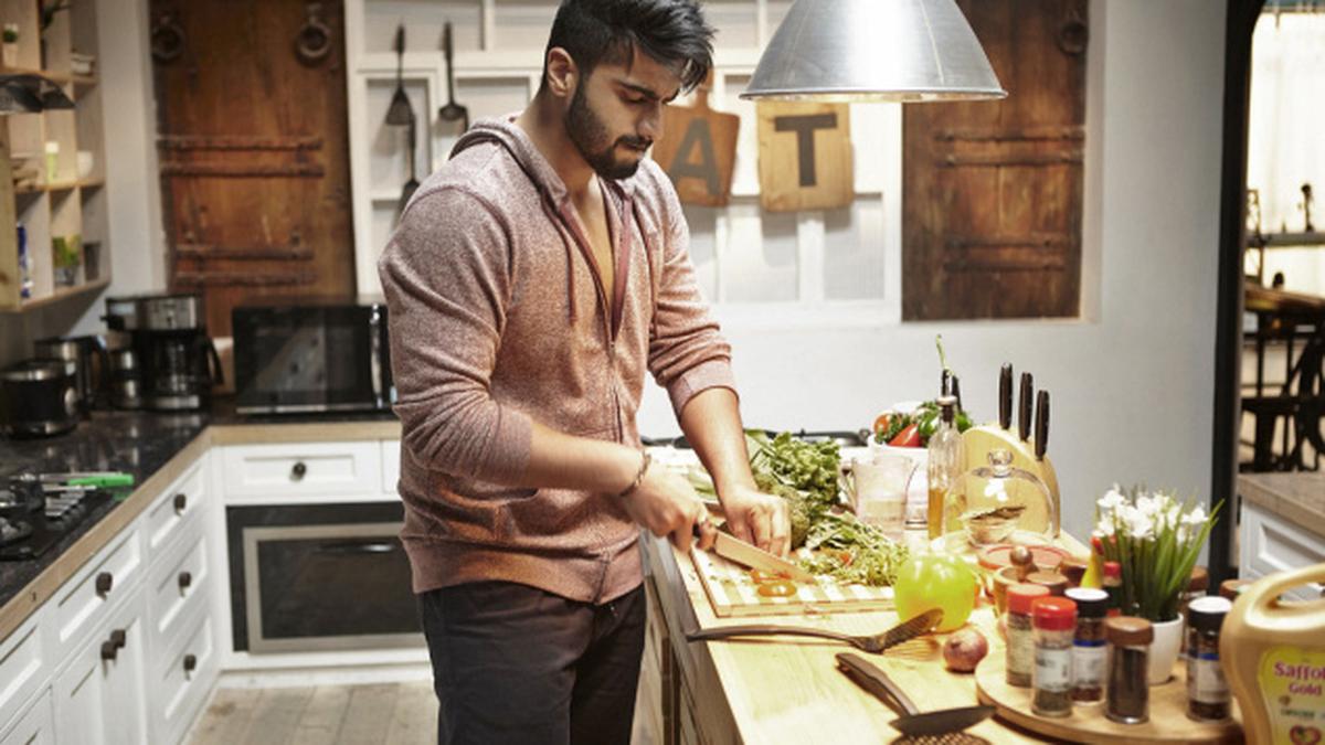 Actors cooking on screen - The Hindu