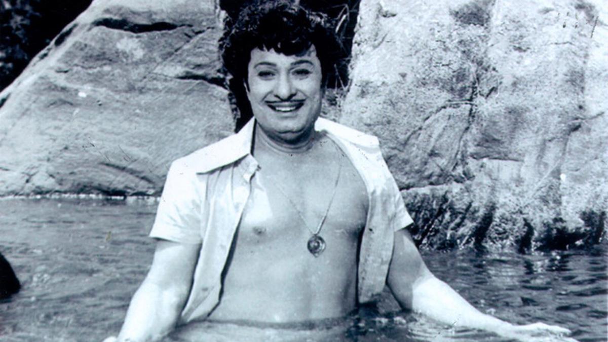 Pallandu Vazhga (1975) - The Hindu