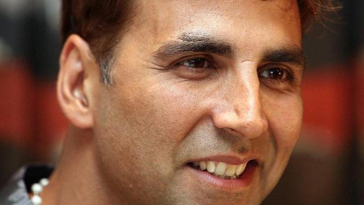 'Mad scientist' Akshay Kumar looks unrecognisable in leaked '2.0 ...