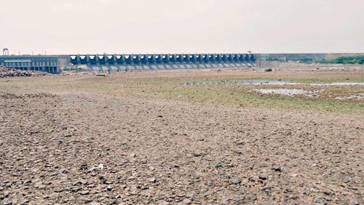 Water level depleting rapidly in Almatti dam - The Hindu