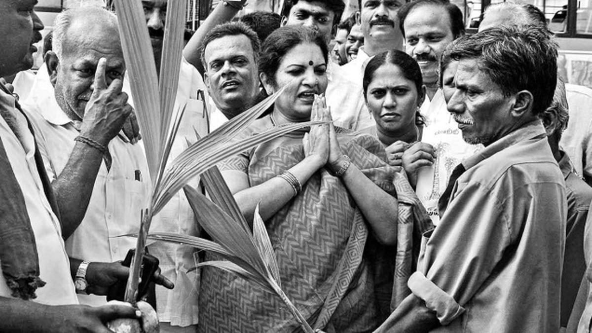 TMC launches campaign on party symbol - The Hindu