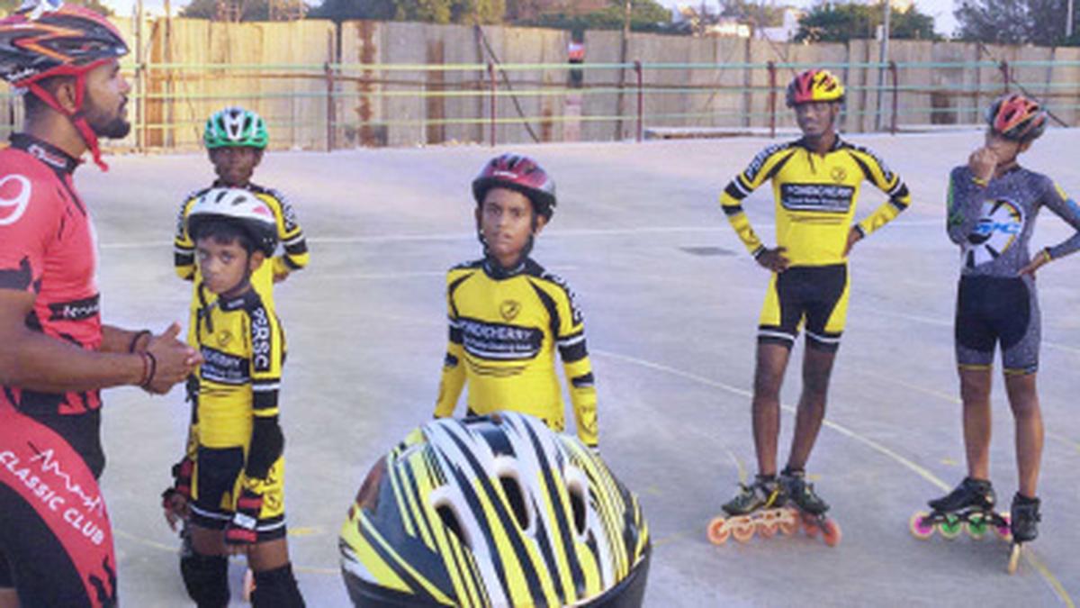 India’s fastest skater floors youngsters with tips, tricks - The Hindu