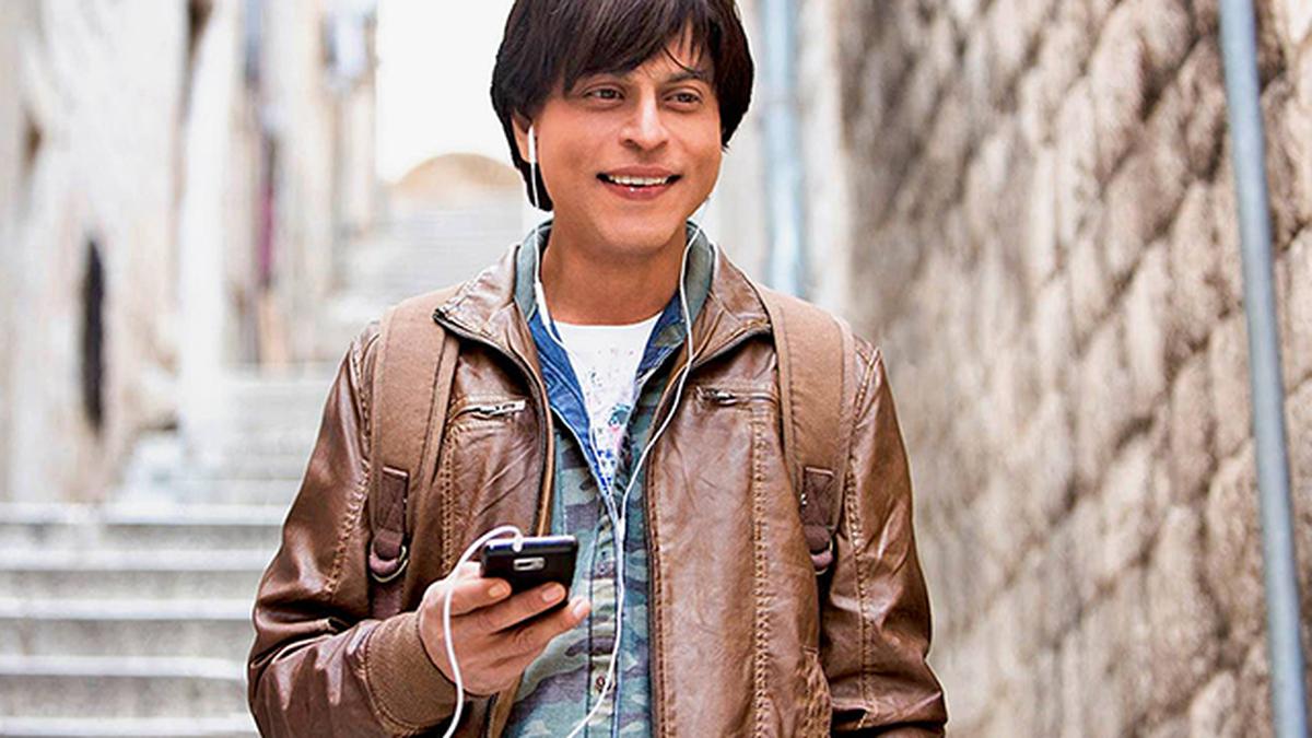 Fan review: Shah Rukh Khan returns to form - The Hindu