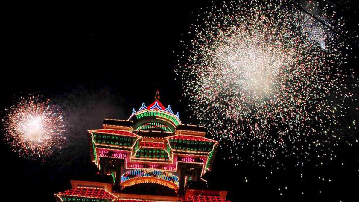 Conditional HC nod for Thrissur Pooram fireworks - The Hindu