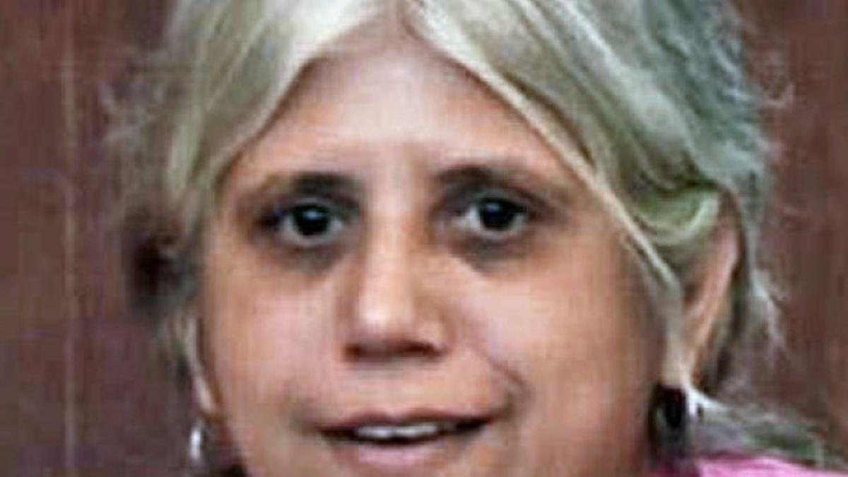 Non-violent movement stifled in Bastar: Bela Bhatia - The Hindu