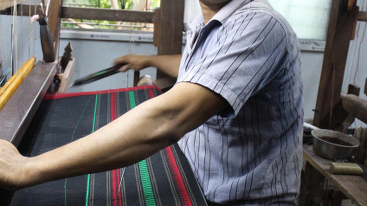 On a Bengal handloom trail - The Hindu