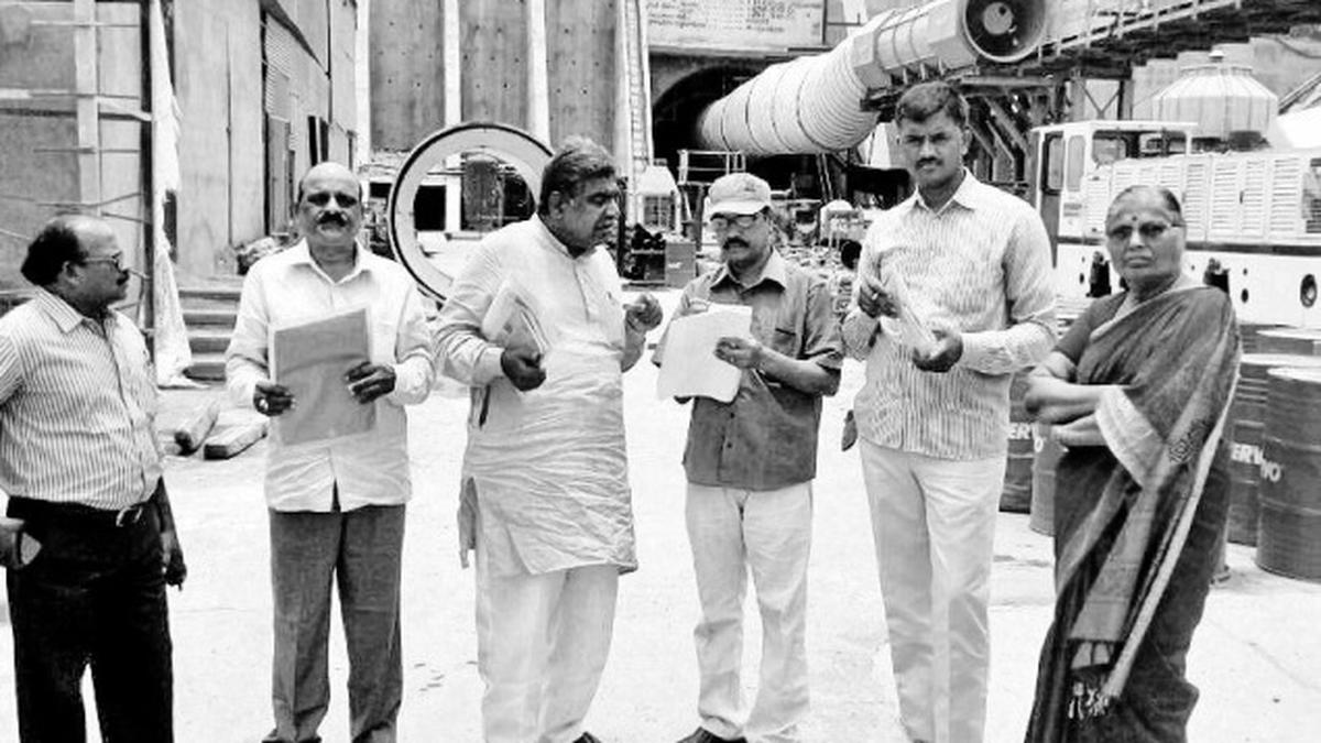 Veligonda project likely to miss deadline again - The Hindu