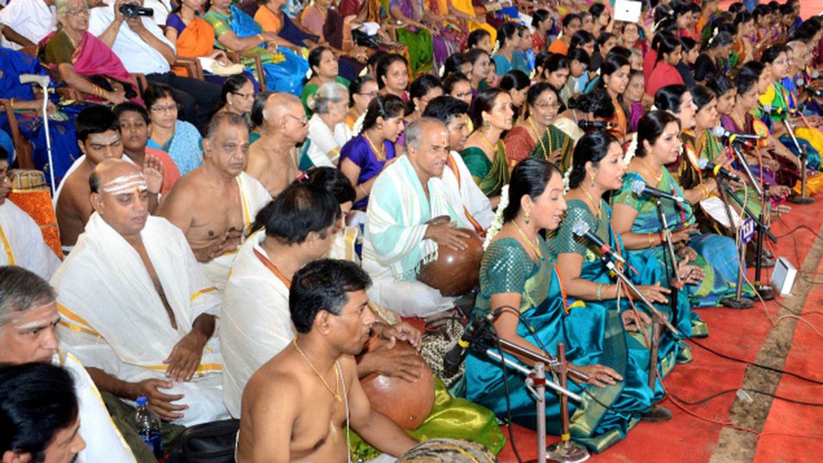 Musicians pay homage to Carnatic trinity - The Hindu